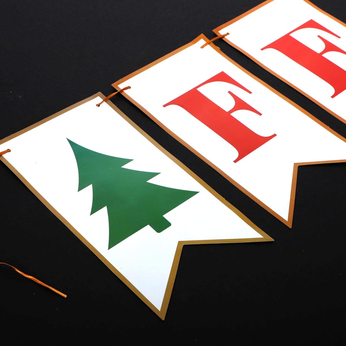 Banderín Feliz Navidad x14 20x11cm 3m | Fantasias Miguel – Fantasías Miguel